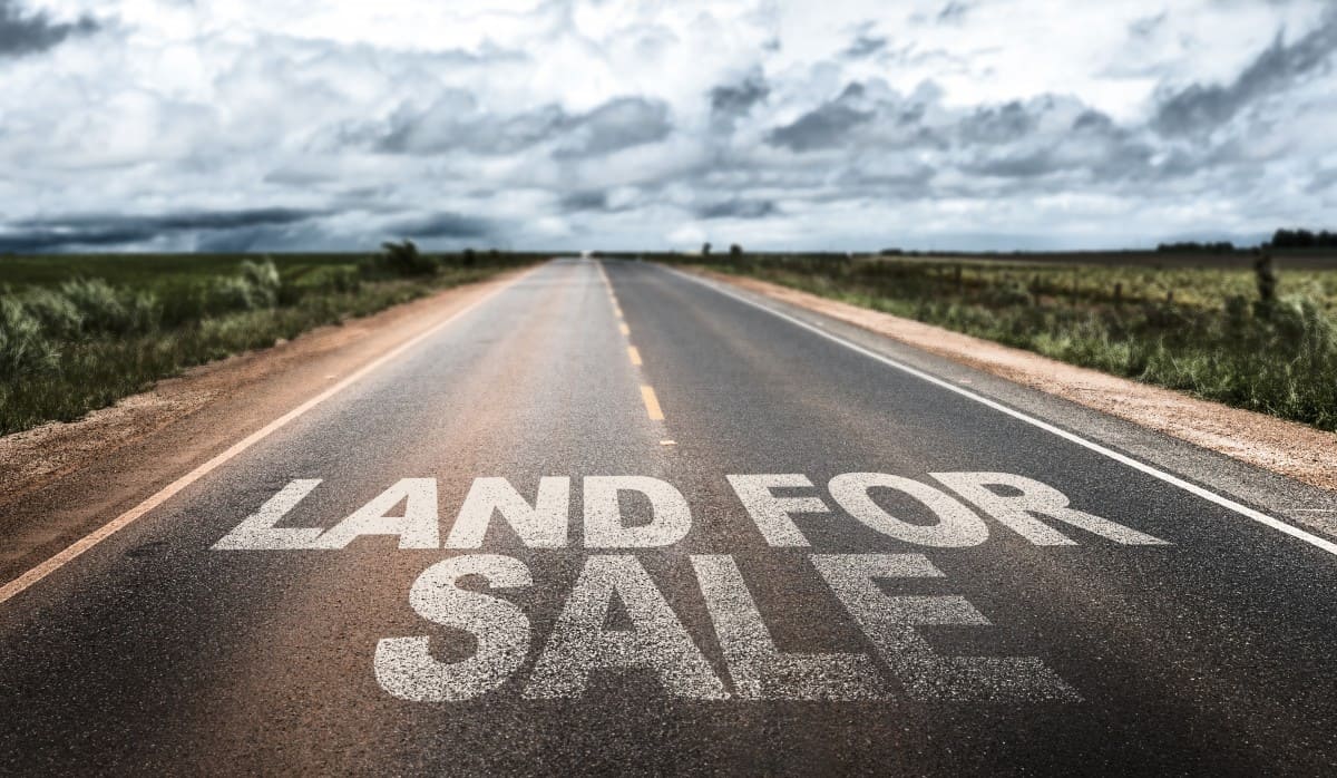 How to Buy Vacant Land to Build a Home