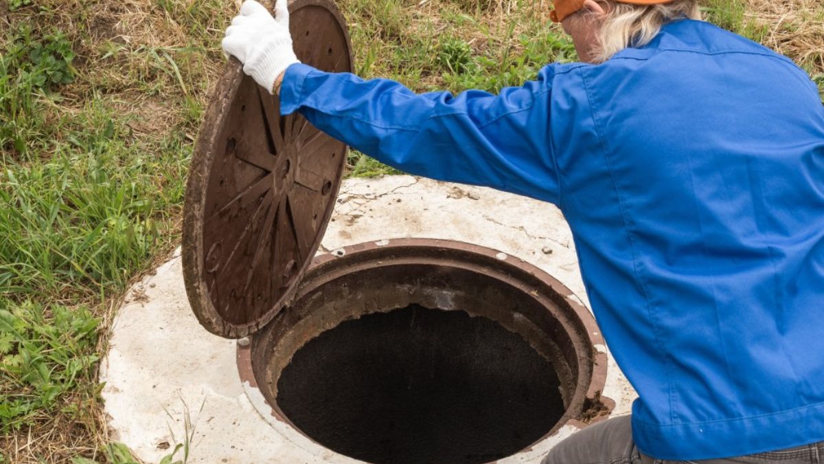 How Deep Are Septic Tanks?