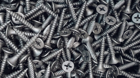 What Is a Pan Head Screw?